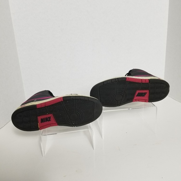 Nike | Shoes | Nike Kids Size 2y | Poshmark